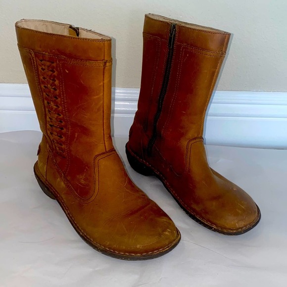 UGG | Shoes | Ugg Kaleen Boots Leather Midcalf Braided Detail Size 5 | Poshmark